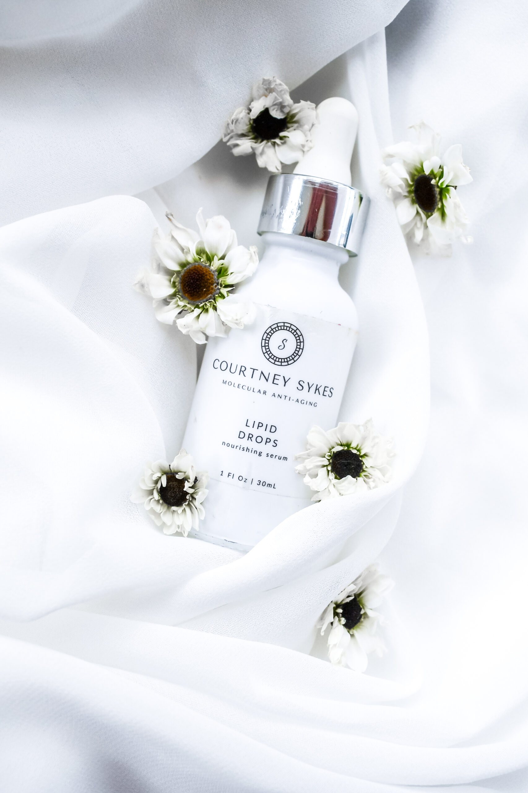 Lipid Drops – Courtney Sykes Molecular Anti-Aging